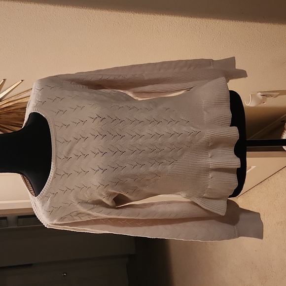 Cyrus | Sweaters | Brand New Adorable Womwns Cyrus With Ruffle Detail ...